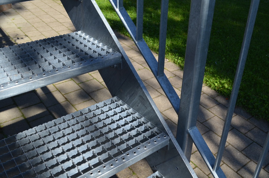 Treppen & Geländer 14-00003-P - Bauschlosserei Schneider in Oberried